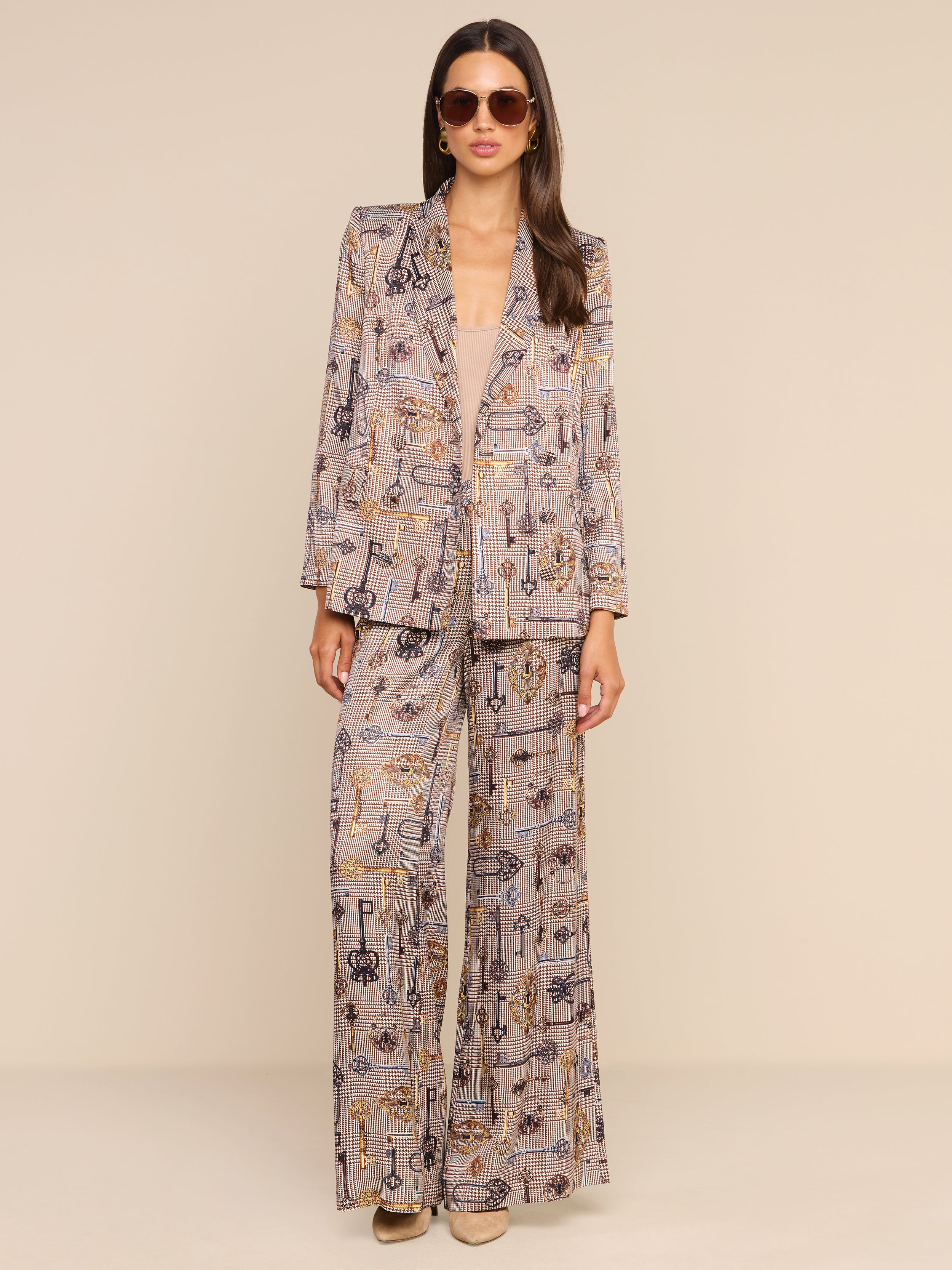 L'AGENCE L'AGENCE Pilar Wide-Leg Pants in Houndstooth Key Print